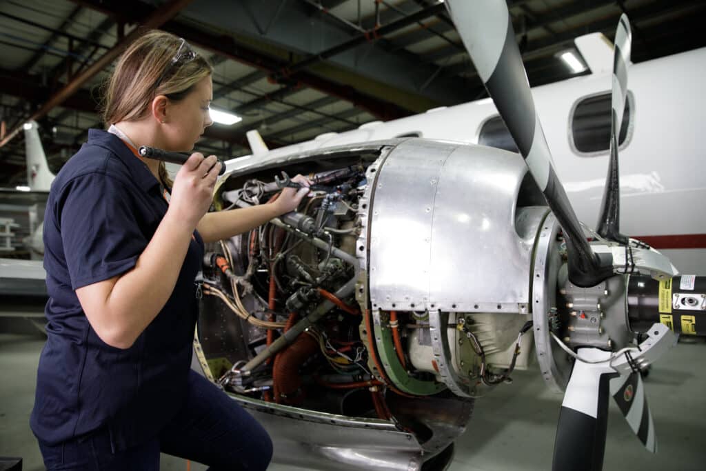 About Us - Perimeter Aviation